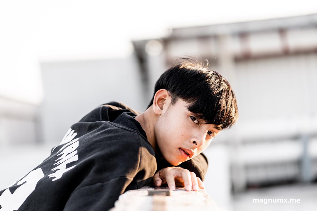 10 ไอเดียถ่ายรูปผู้ชาย พร้อมท่าโพสเท่ๆ | พี่แม็กนั่ม