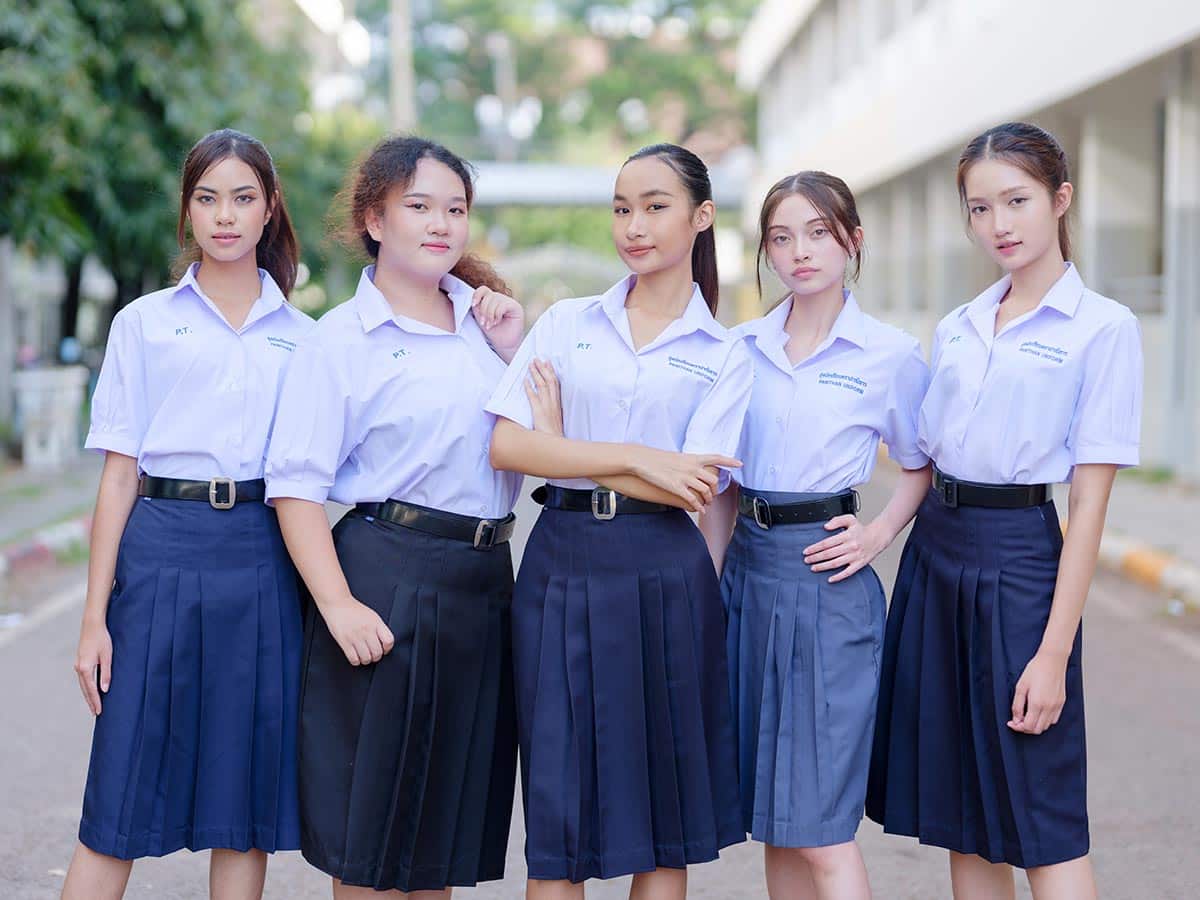 ถ่ายแบบแฟชั่นชุดนักเรียน PANITHAN อีกหนึ่งผลงานจากพี่แม็กนั่ม | พี่แม็กนั่ม