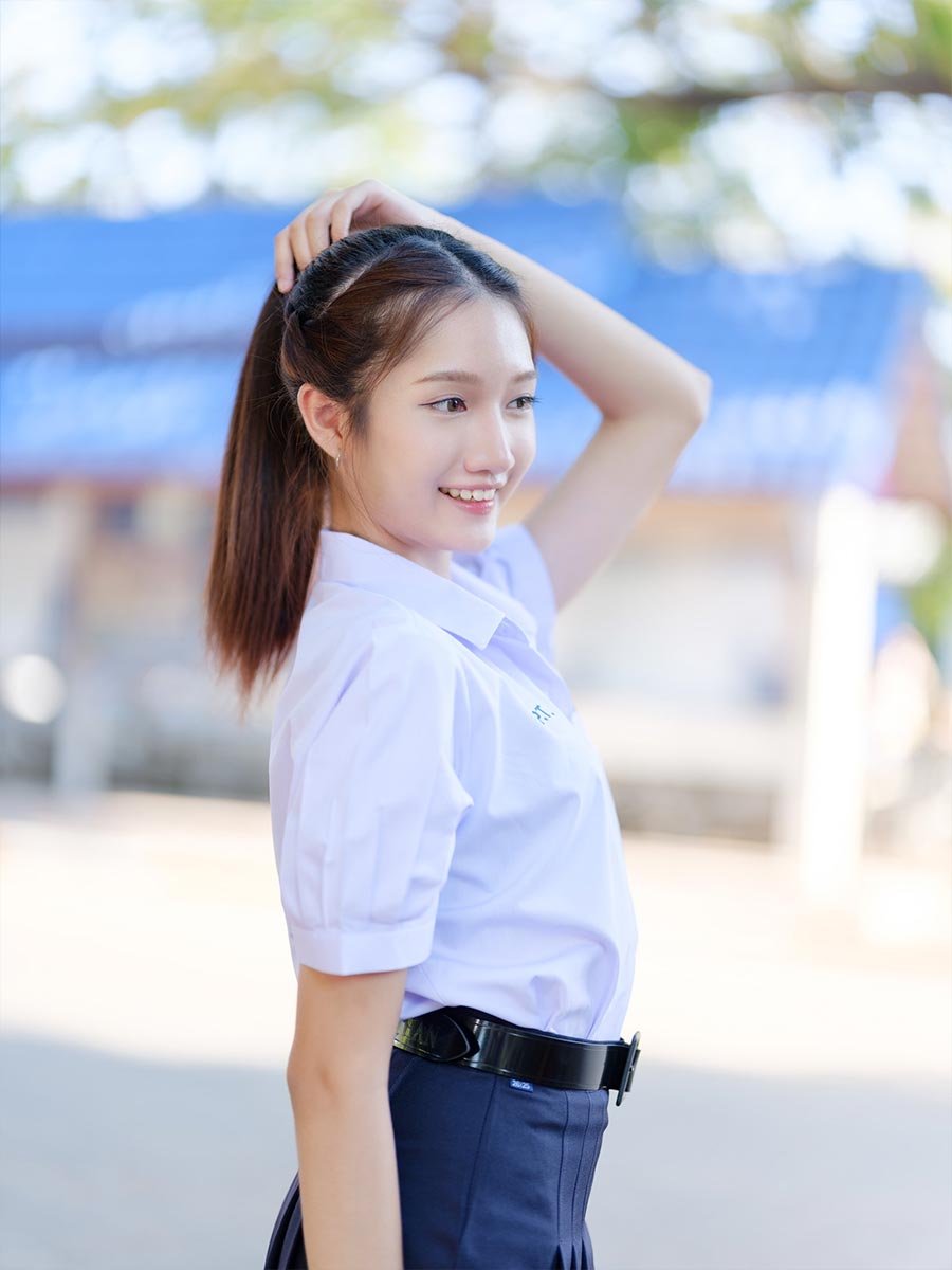 ถ่ายรูปน้องไอติม กับแบรนด์ชุดนักเรียน Panithan | พี่แม็กนั่ม