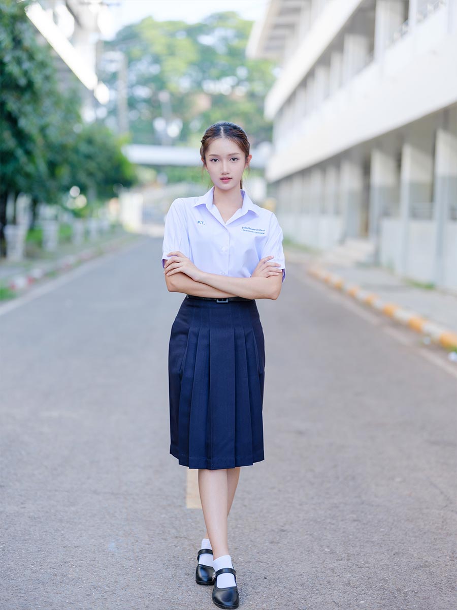 ถ่ายรูปน้องไอติม กับแบรนด์ชุดนักเรียน Panithan | พี่แม็กนั่ม
